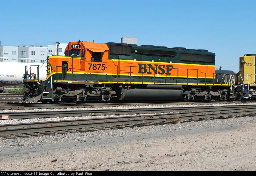 BNSF 7875